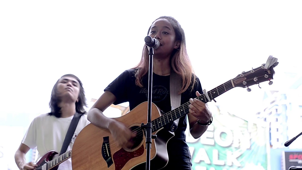 iamNEETA - Terima Kasih (KL Hujung Minggu Festival) - YouTube