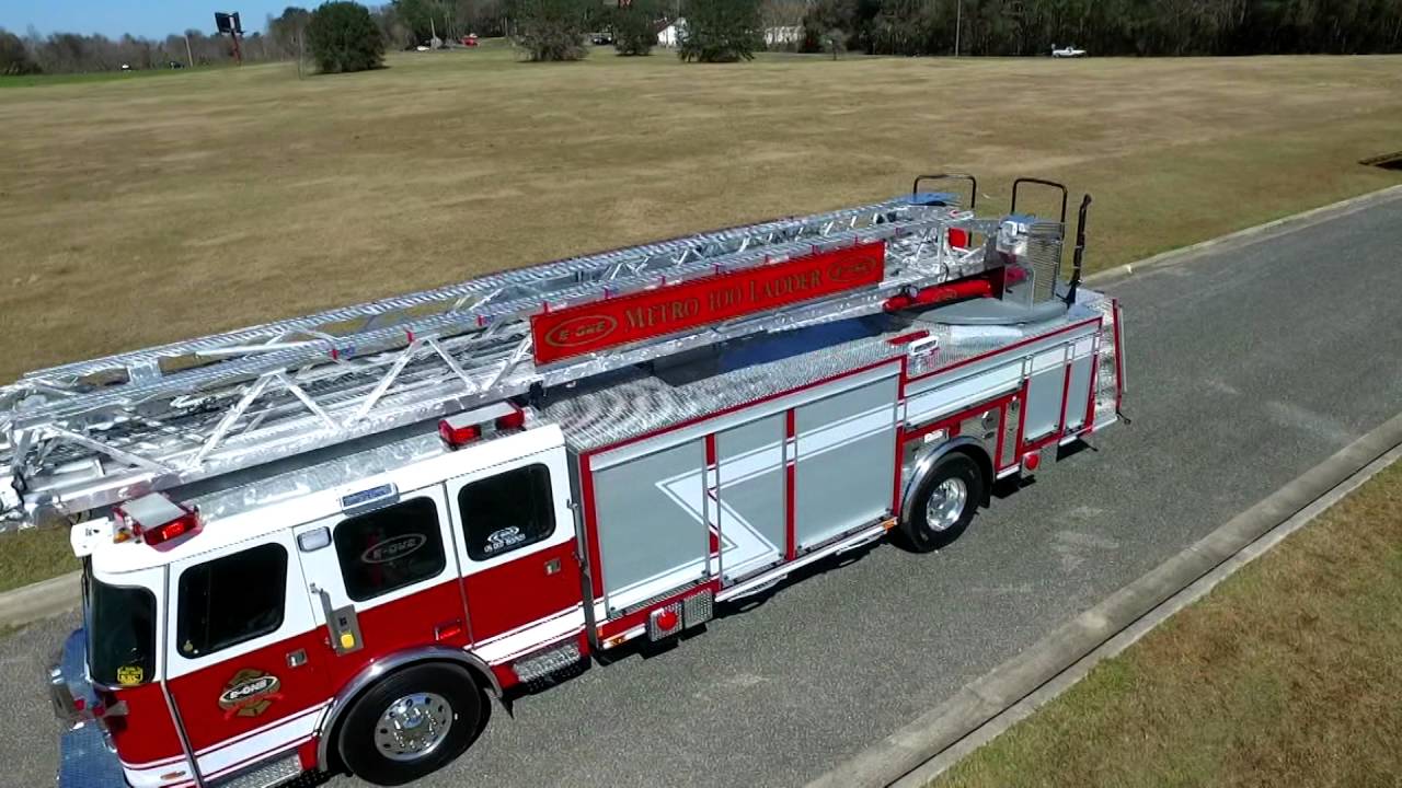 E-ONE METRO 100 LADDER - YouTube