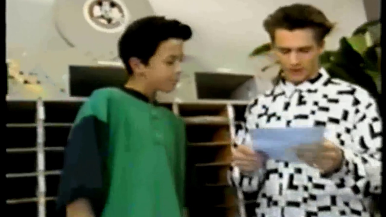 MMC -Mouse Mail- Tony Lucca & Matt Morris - YouTube