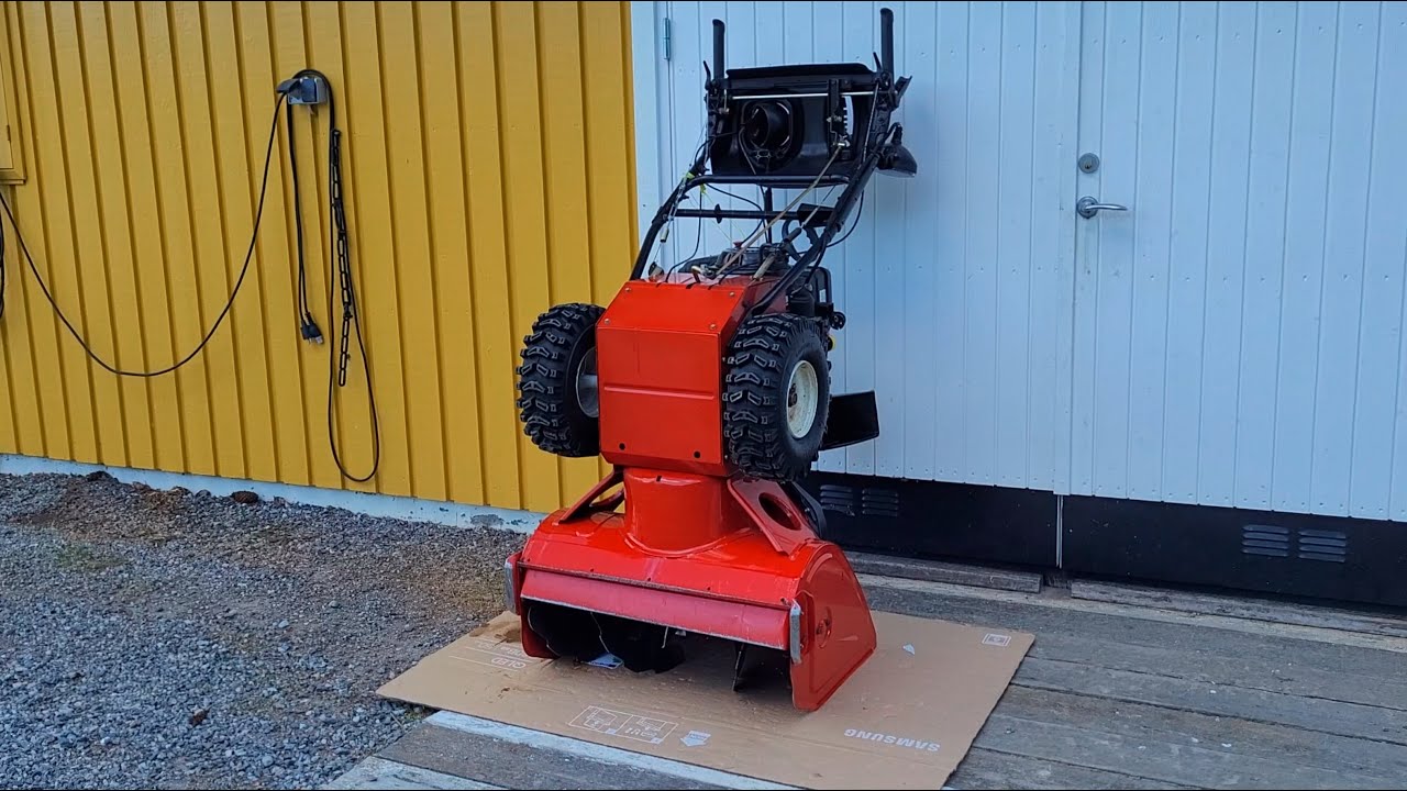 Prepairing the snow blower Toro Power Max 1128 OXE for the coming ...
