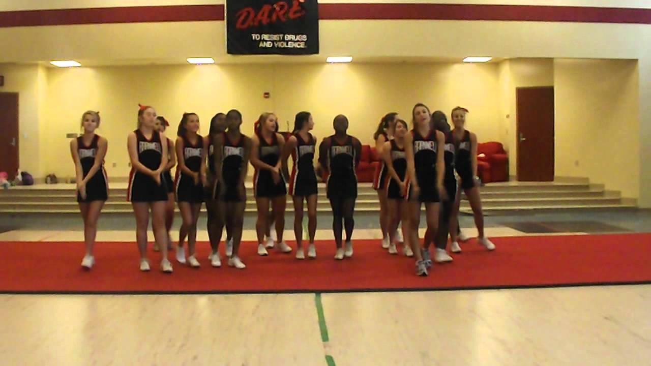 BHS Varsity Cheer Squad Parent Show - YouTube