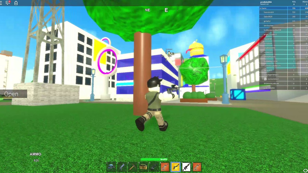 playing fortnite battle royal on roblox:) - YouTube