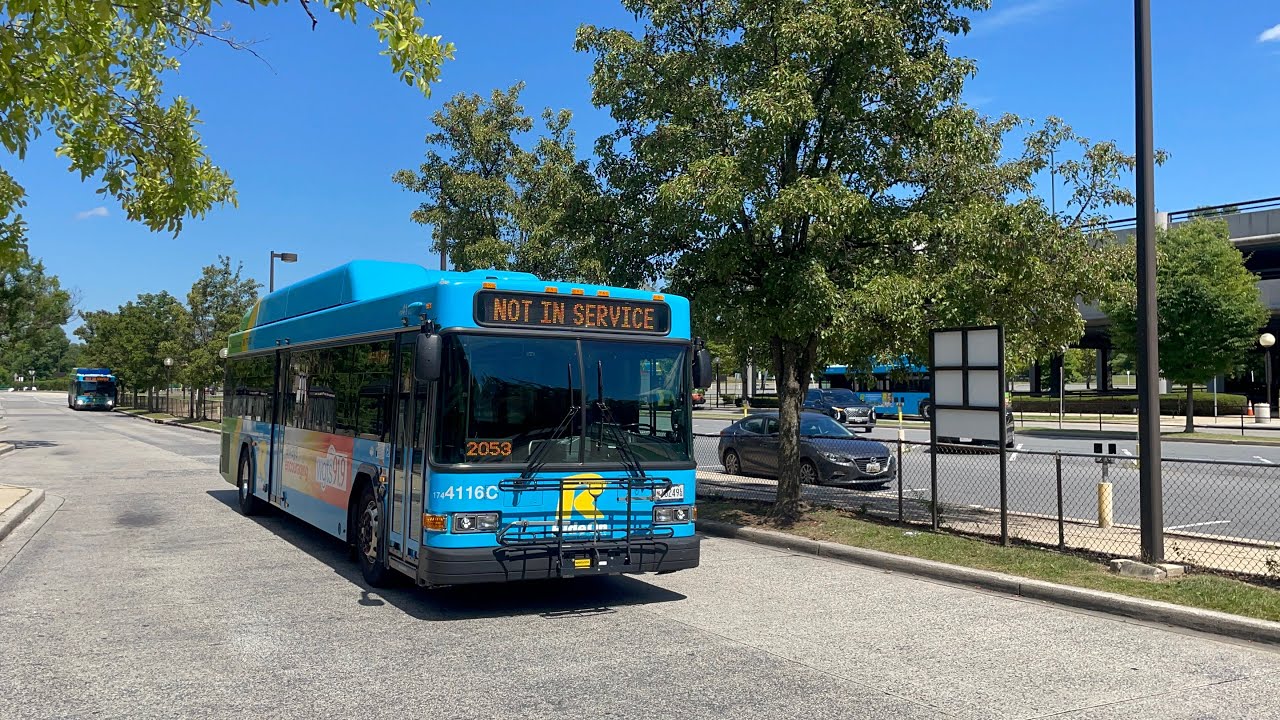 Montgomery County Transit Ride On 2017 Gillig Low Floor Advantage CNG ...