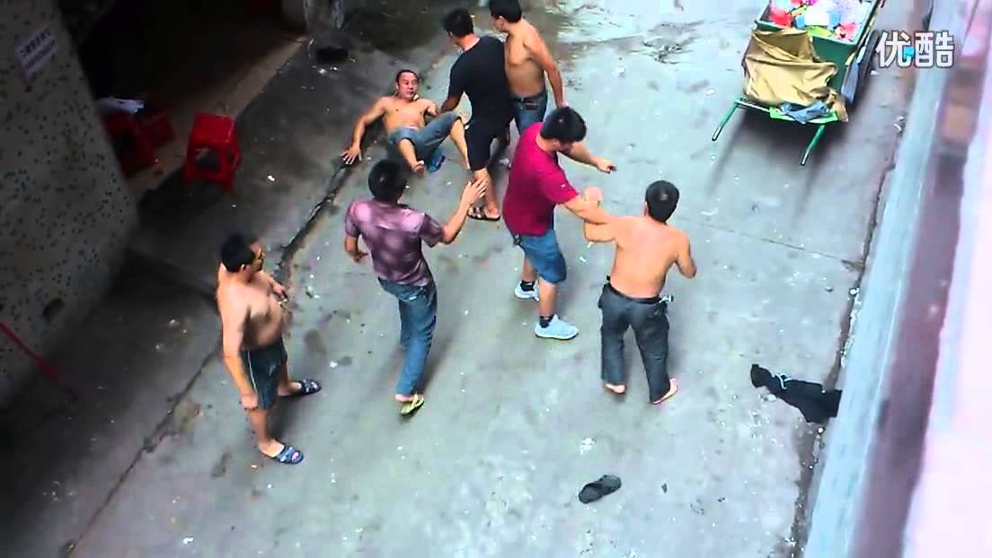 Shirtless men fight in Guangzhou, China - YouTube