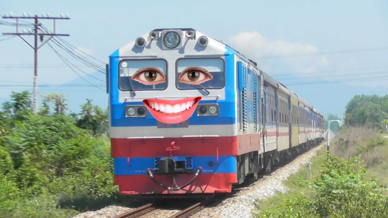 Kì lạ tàu hỏa biết cười . Laughing train . Funny train . Cartoon train ...