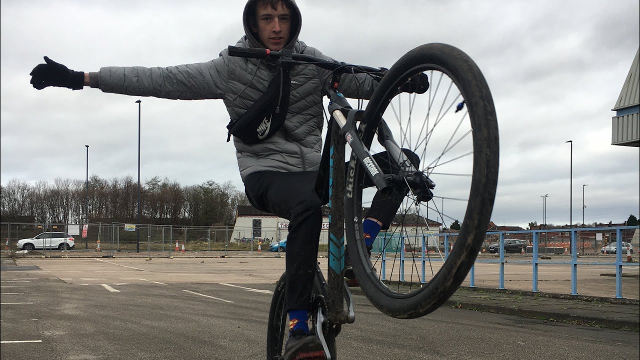 How to one hand wheelie in 1 Day - YouTube