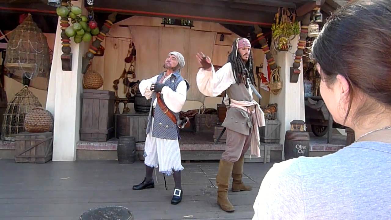 Jack Sparrow in the Walt Disney World. - YouTube