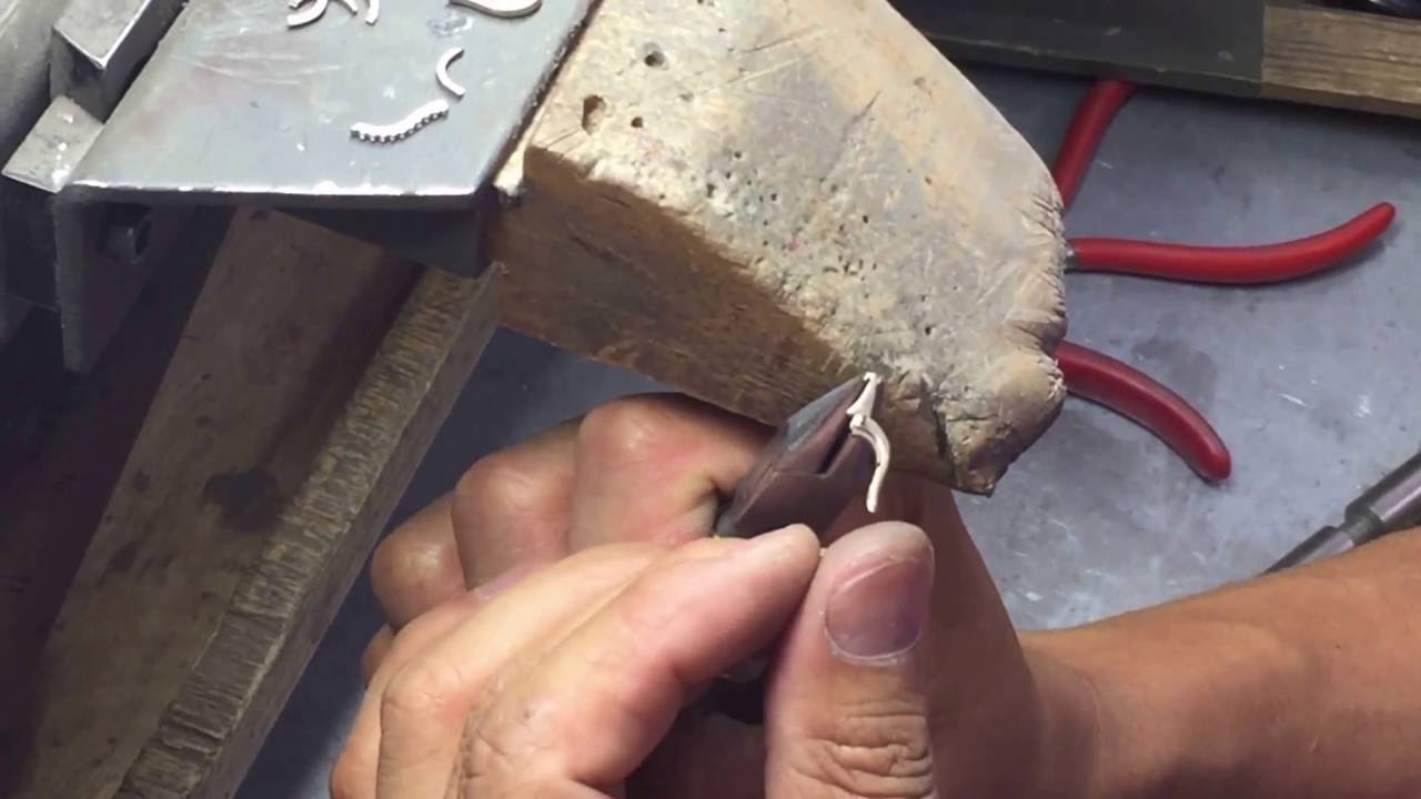 Clicking Earring Back Finding Demo - YouTube