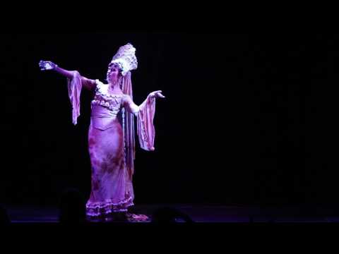 Maya Full Power, Bohemian Burlesque Festival - 'Poisoned by your love'