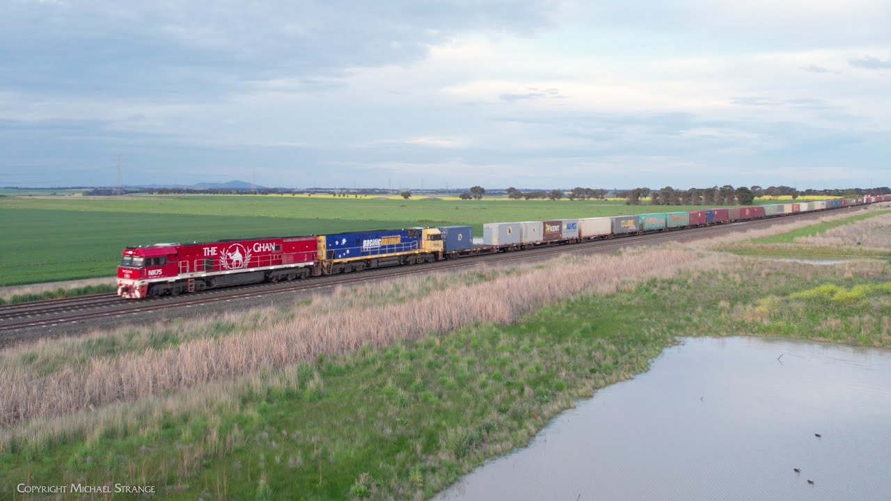 Pacific National 2MA5 Intermodal Container Freight Train (3/10/2022 ...