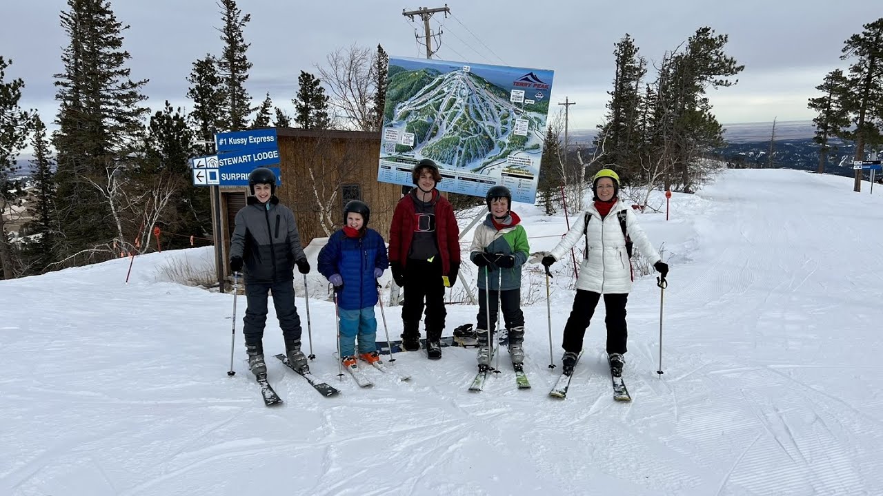 Terry Peak, South Dakota--skiing with kids - YouTube