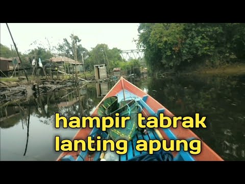 gara gara mesin ga mau mati hampir naik ke atas lanting apung di saat ...