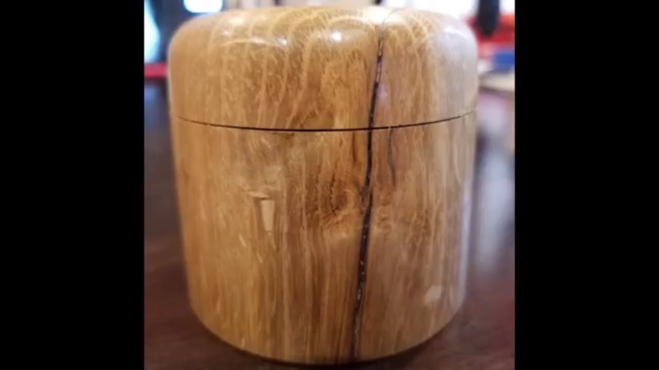 Small lidded box for a quick little project - YouTube