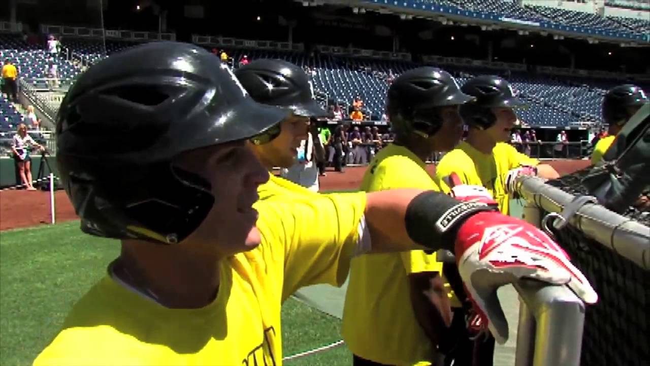 #CWS 2014 - Louisville Travels to Omaha for the College World Series ...
