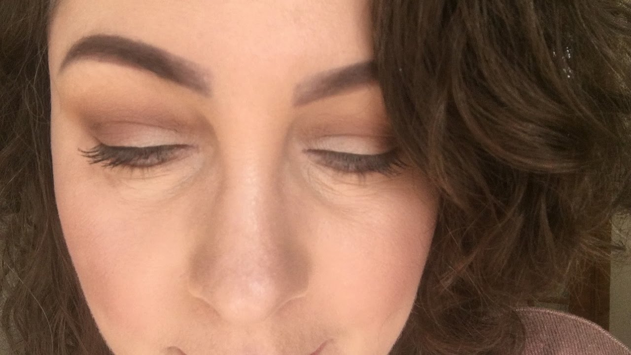 Makeup Revolution Ultra Eye Contour Light & Shade Try On / Renaissance ...