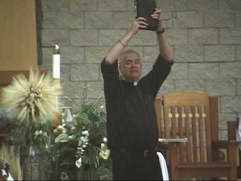 Fr. Larry Richards pt 1 Mass and Family - YouTube