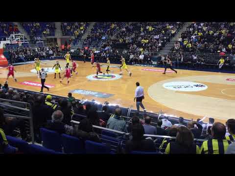 Fenerbahçe 80-72 Pınar Karşıyaka | Nikola Kalinic ve Diğer Oyuncularımızı Taraftar Onurlandırır
