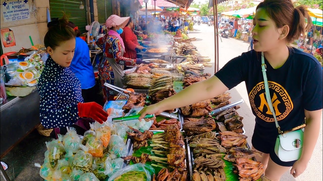 Amazing Khmer street food for lunch, Plenty Different Various ...