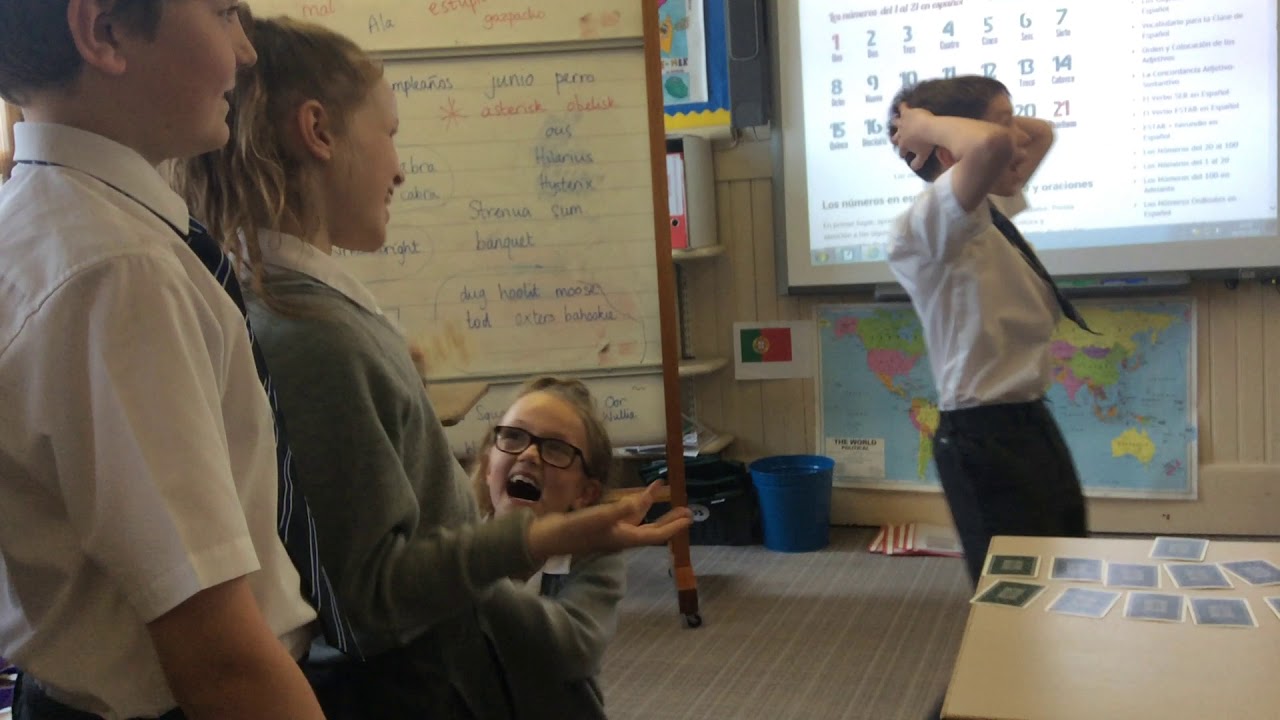 Spanish Magic Trick - YouTube