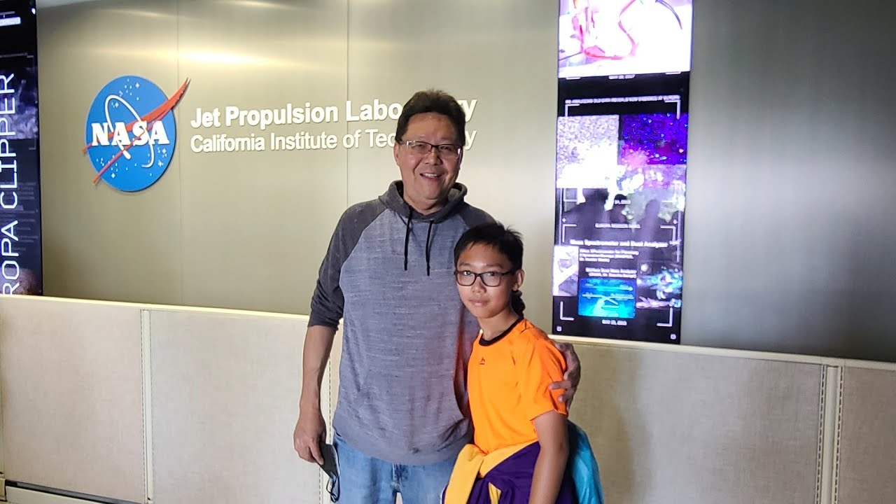 Michael loves to visit JPL - YouTube