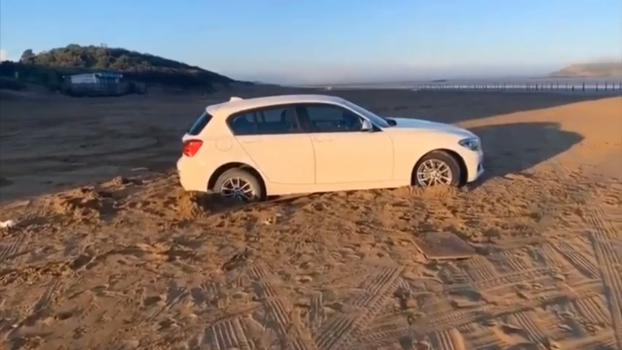 3 Idiots On A Beach Trailer - YouTube
