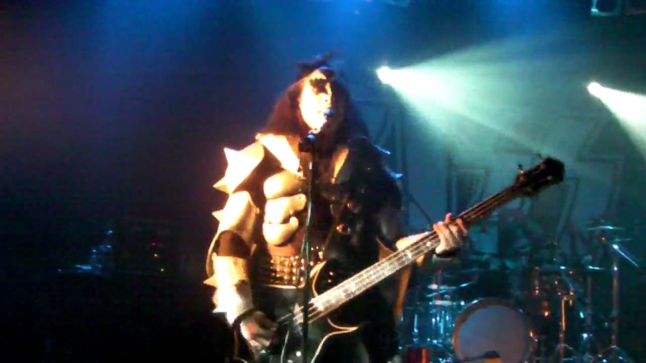 KISS FOREVER BAND - Yes I Know (nobody is perfect) - live in Weiz ...