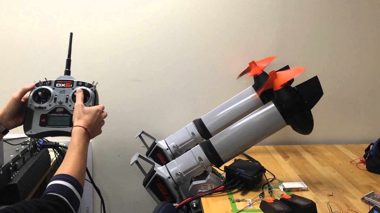 Torqeedo Outboard Motors with Remote Control - YouTube