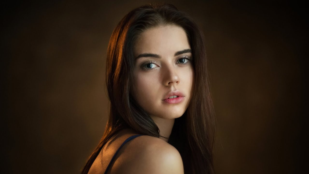 3 Alan Walker Hope ft Emmy - YouTube