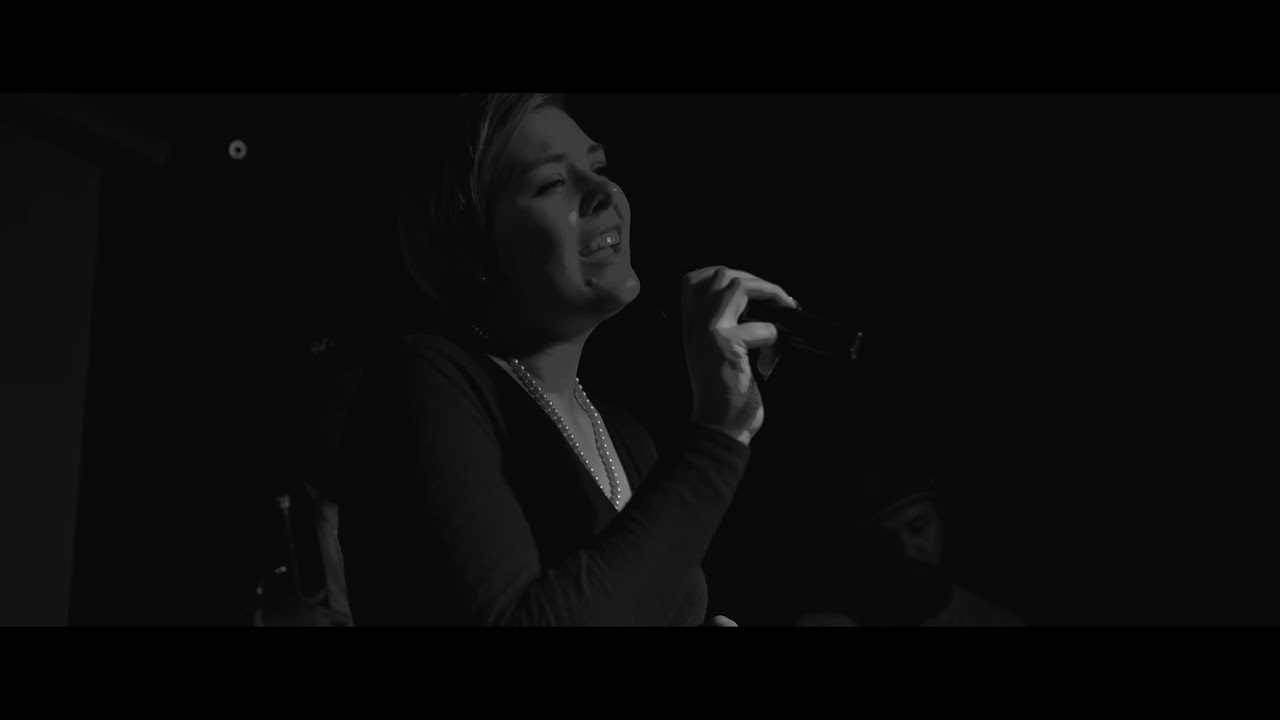 Satish Robertson Quartet ft Laura Douthit Round Midnight(black magic ...