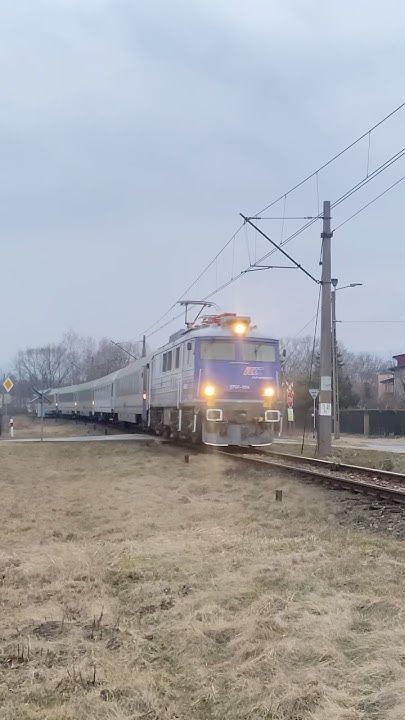 EP07-1014 IC Halny do Poznania - YouTube