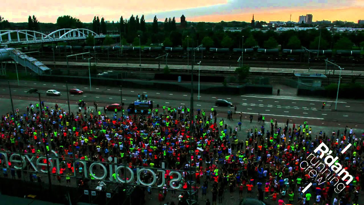 Rotterdam Running Crew - Time lapse RRC10 - de Kuip run - YouTube