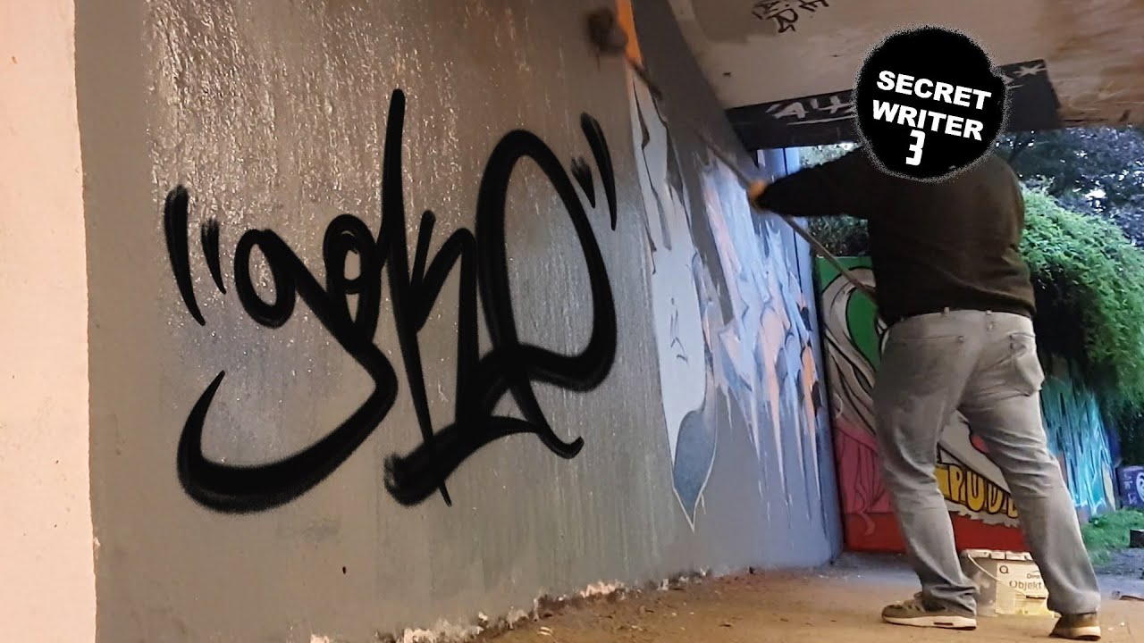 The SECRET writer 3 - Biggest graffiti YT Collab!! - YouTube