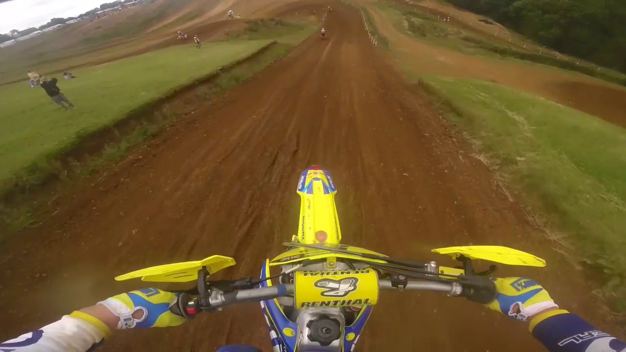 Wroxton mx race 2 - YouTube