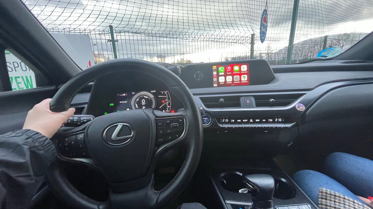 2021 Lexus UX 250h Business 136/180 hp Test Drive - YouTube