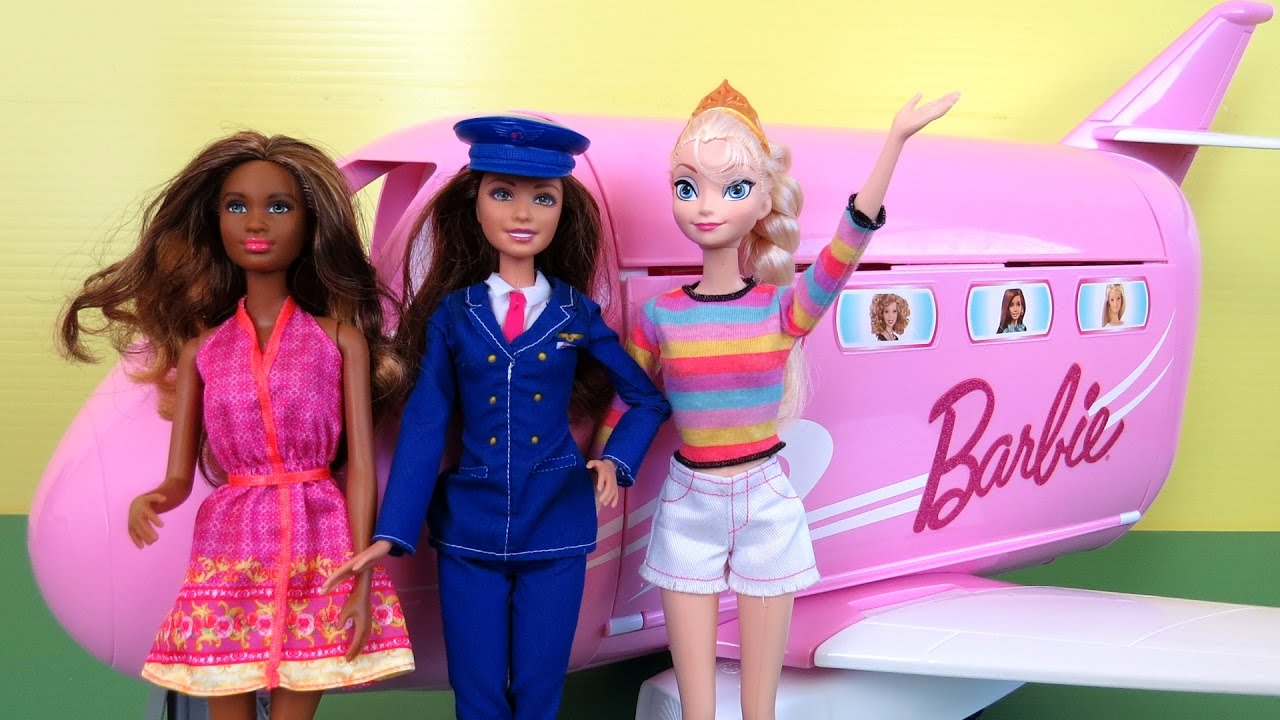 Airplane Elsa from Frozen and Nikki from Barbie Flying on Barbie's ...