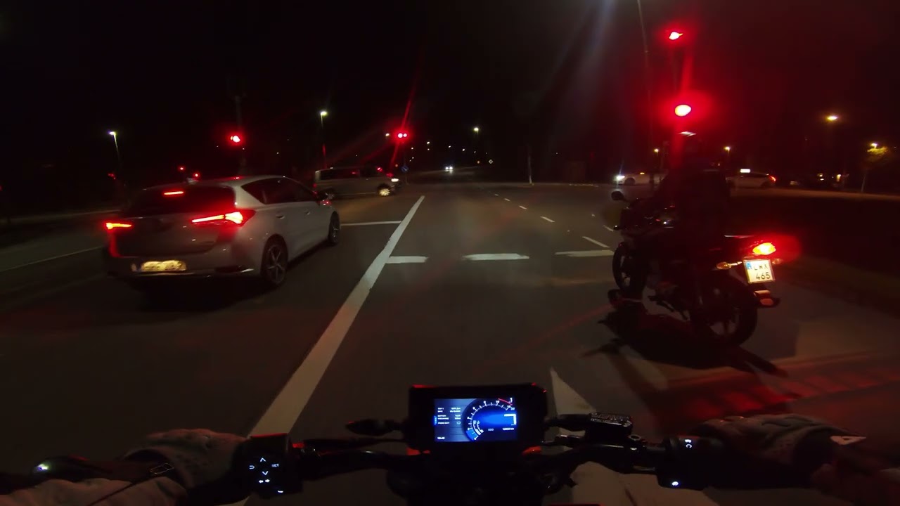 [RAW] Night ride with Snagel - KTM Duke 125 [NO DB] - YouTube