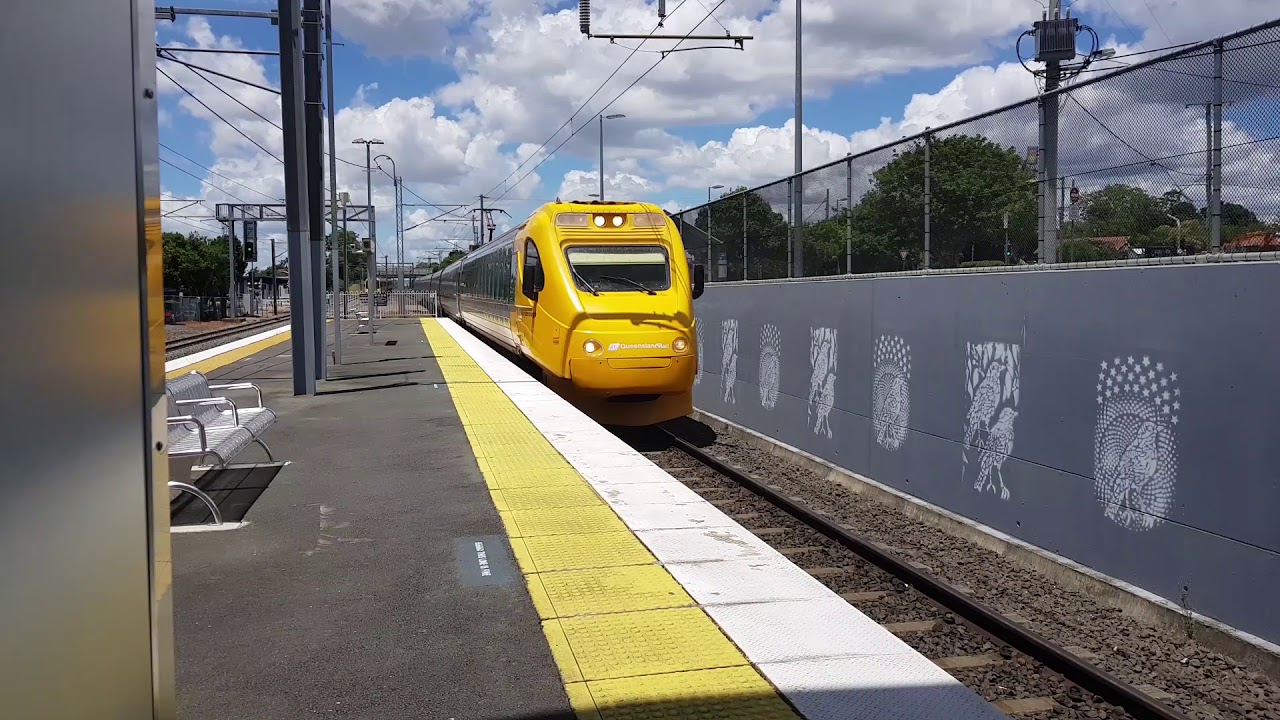 QLD Trains at Lawnton/Narangba/Petrie 06/02/2018. - YouTube