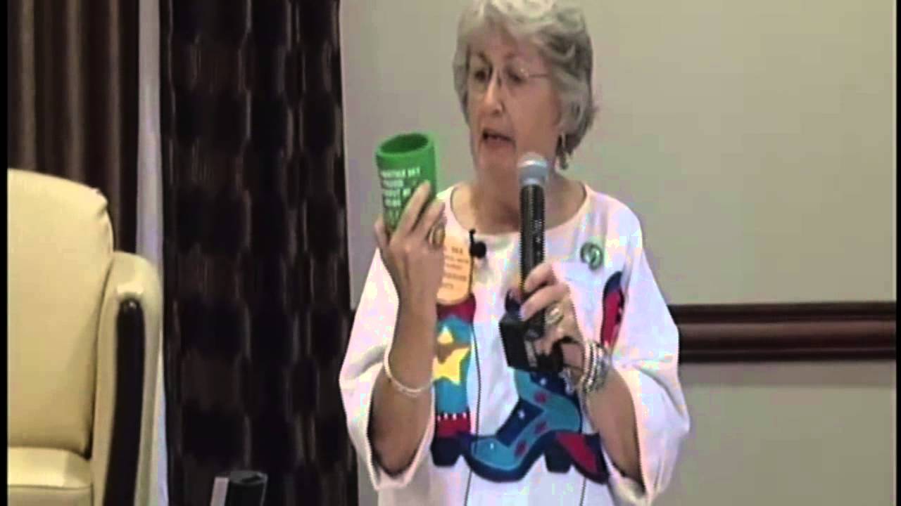 Nakonia (Niki) Hayes ~ The Story of John Saxon - YouTube