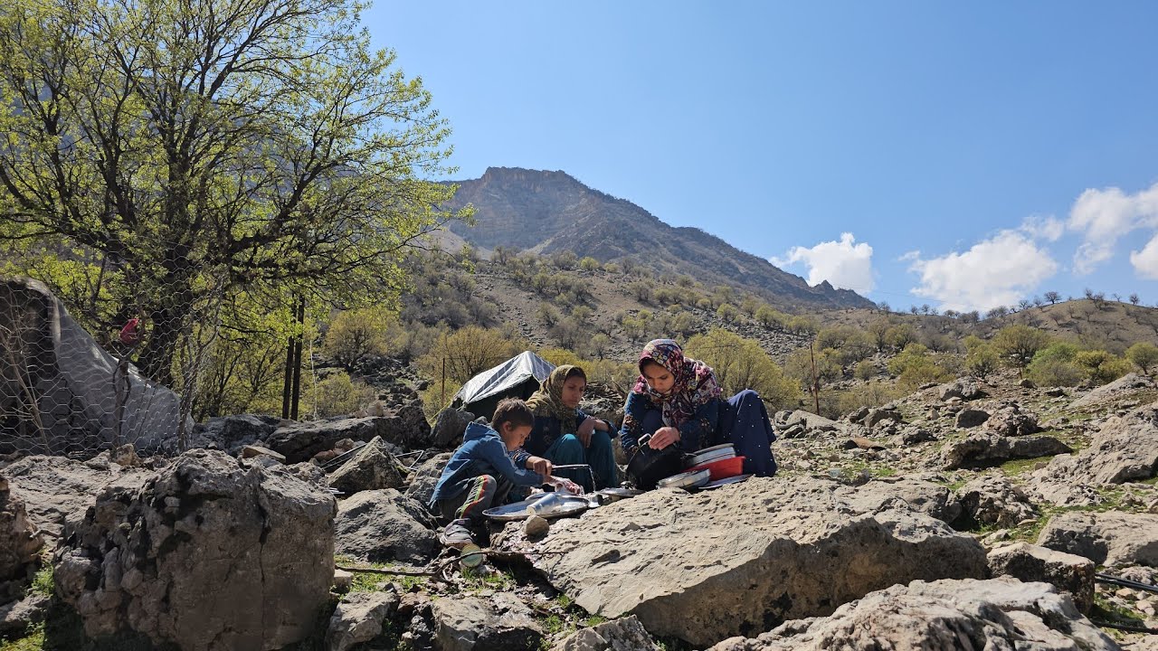 Nomadic life:The harsh life of a nomadic family: Lush mountainous ...