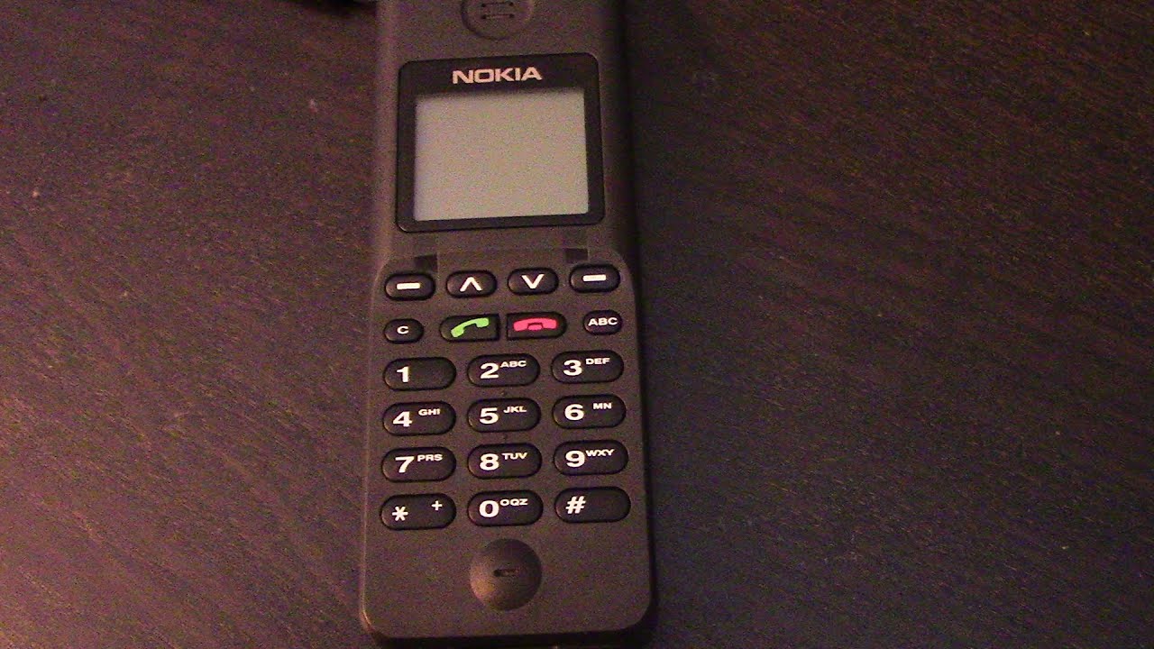 Nokia 2140 switched on after 20 years! - YouTube