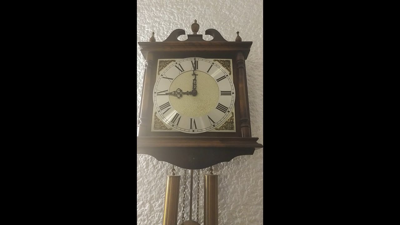 Clock movement bim bam 🕔 - 🕛 - YouTube
