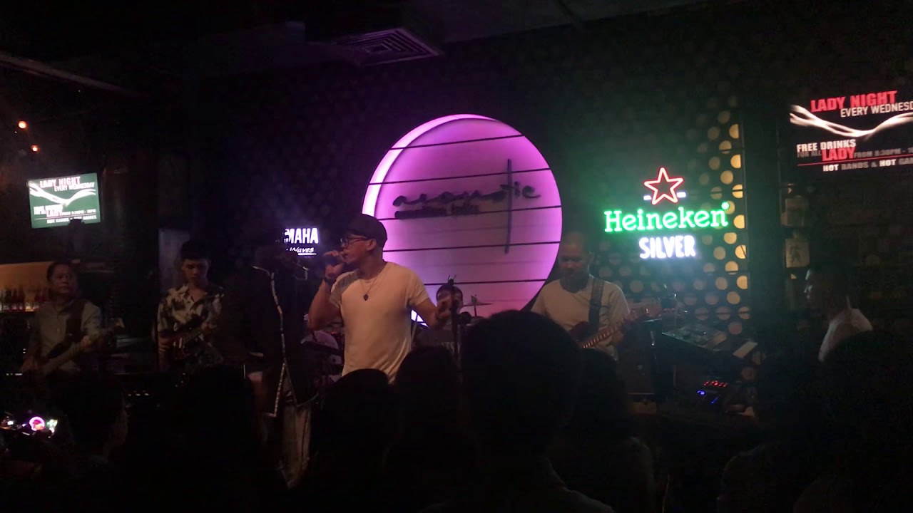 Acoustics Bar - 13.06 - YouTube