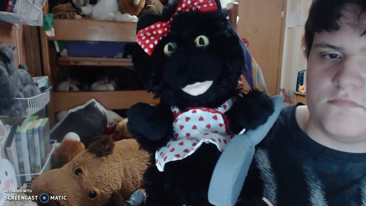 singing black cat low batteries - YouTube