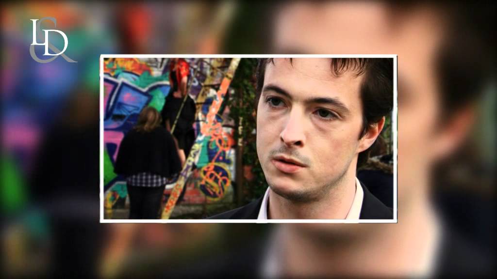 Interview Jonathan Bunel - Storiart, foulards d'art en soie. - YouTube