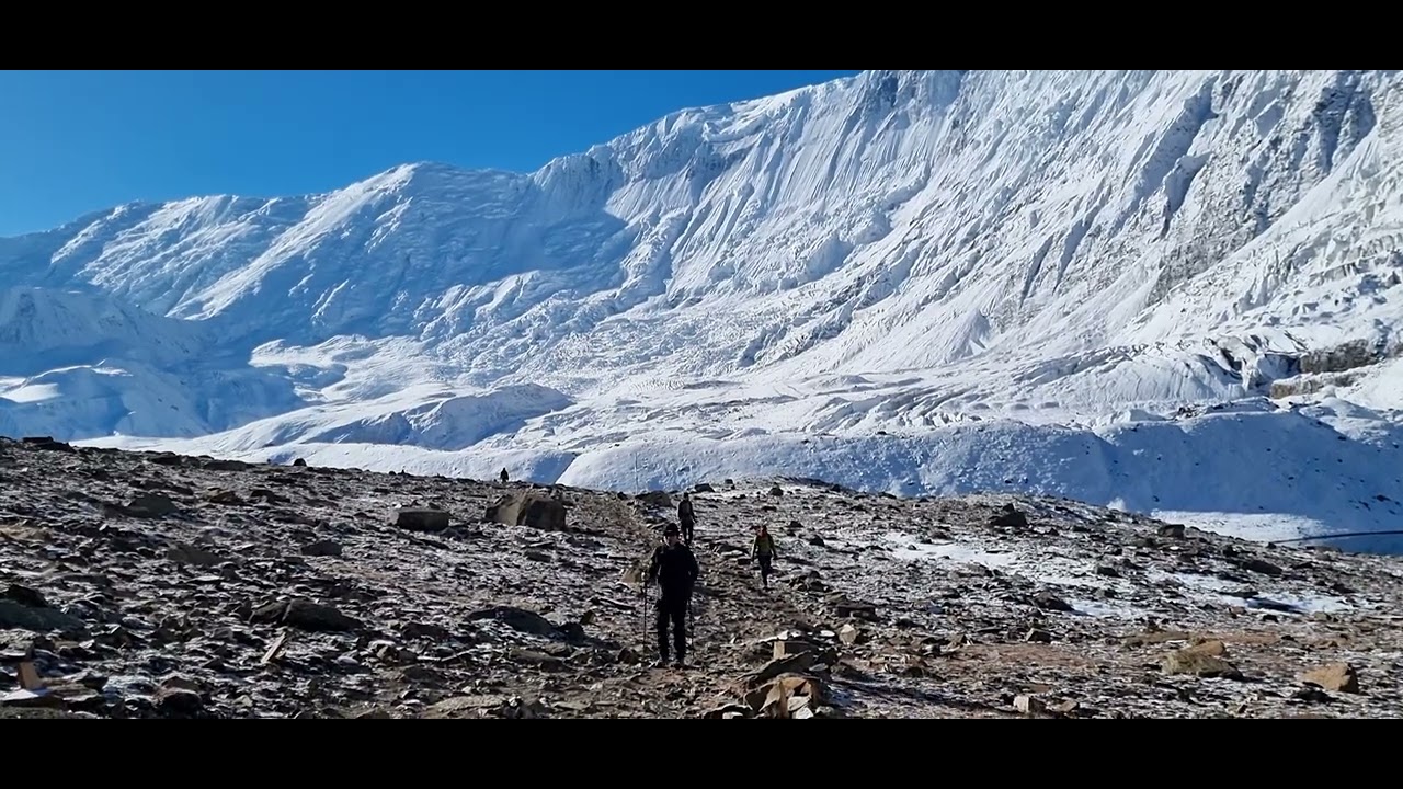 Annapurna Curcit - Day 07 - Walking slow and steady at hight 4,919 m ...