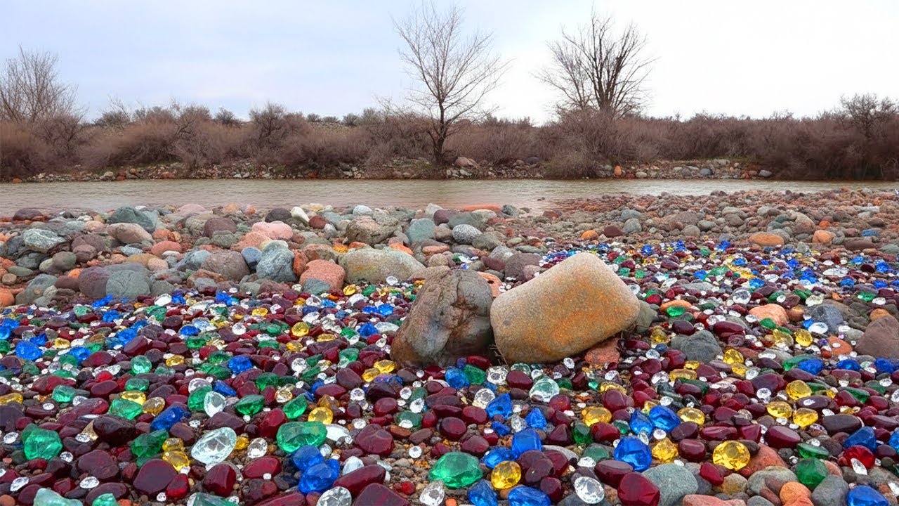 A man digging the treasure gem, gold at the river of mountain - YouTube