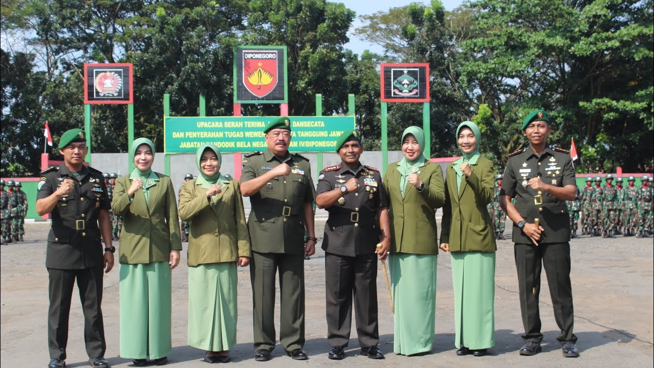 Upacara Serah terima jabatan DANSECATA RINDAM IV/DIPONEGORO - YouTube