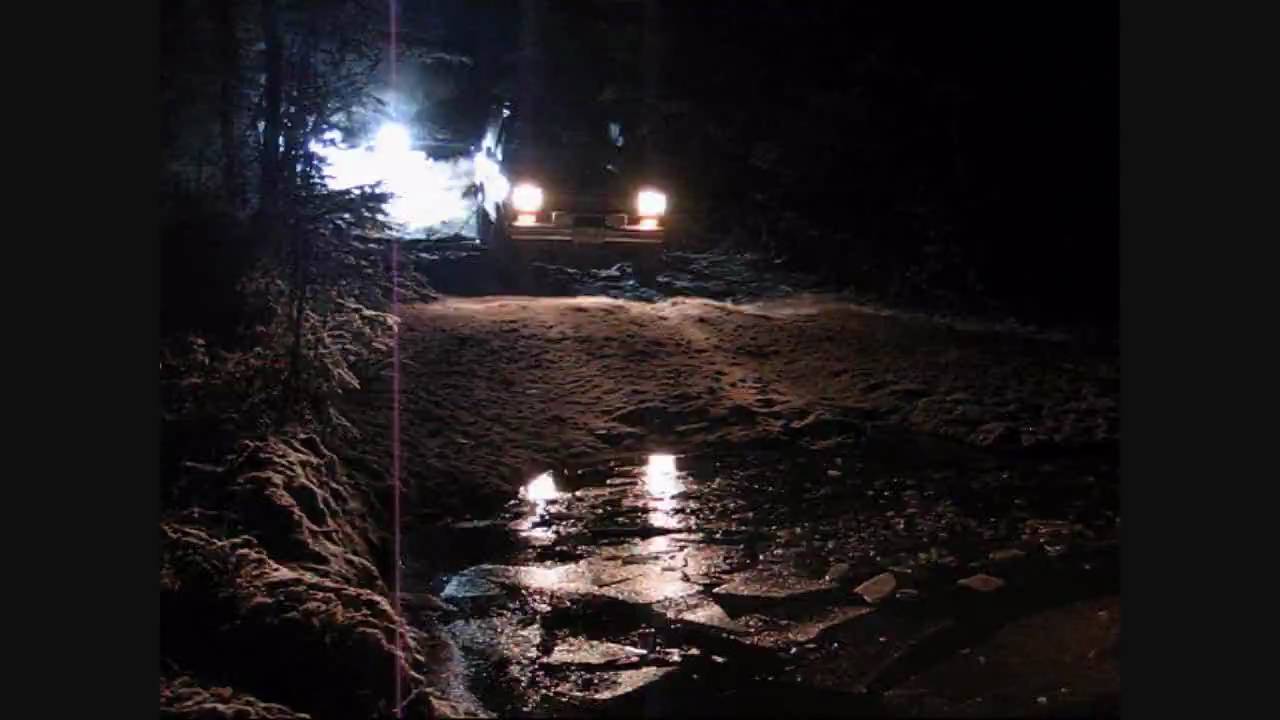1985 Ford Bronco II & 1994 Ford Explorer XLT Snowy / Icy Mud Hole - YouTube
