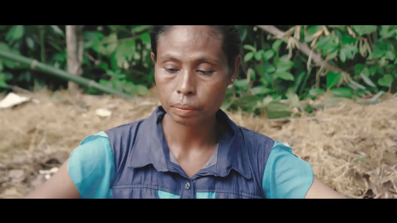 TAMBOLAKA, SUMBA BARAT DAYA - YouTube