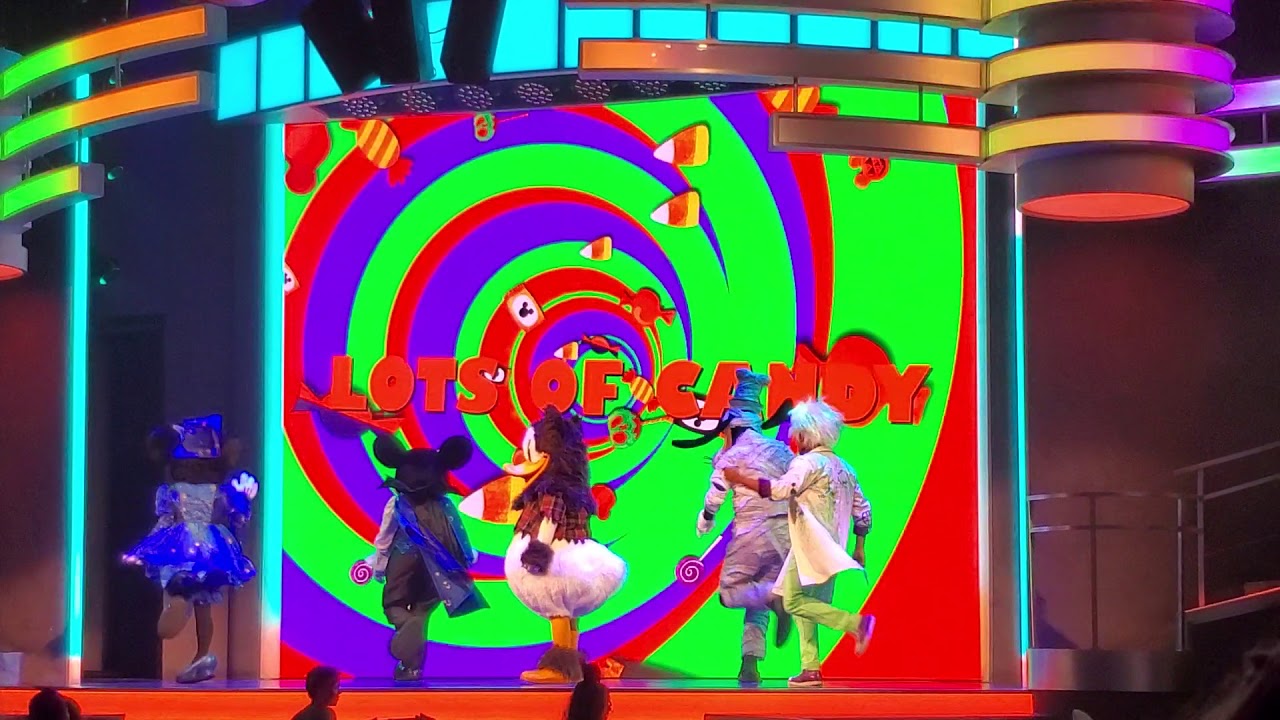 Mickey's Trick and Treat Show Oogie Boogie Bash 2019 - YouTube